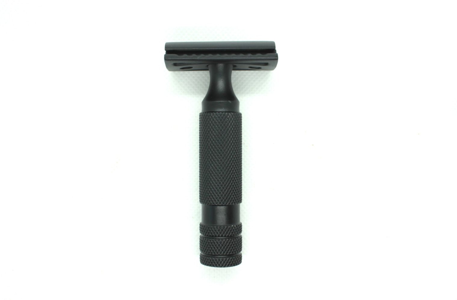 Short, Heavy Duty Safety Razor (Black) by Snarkys - Shave.net